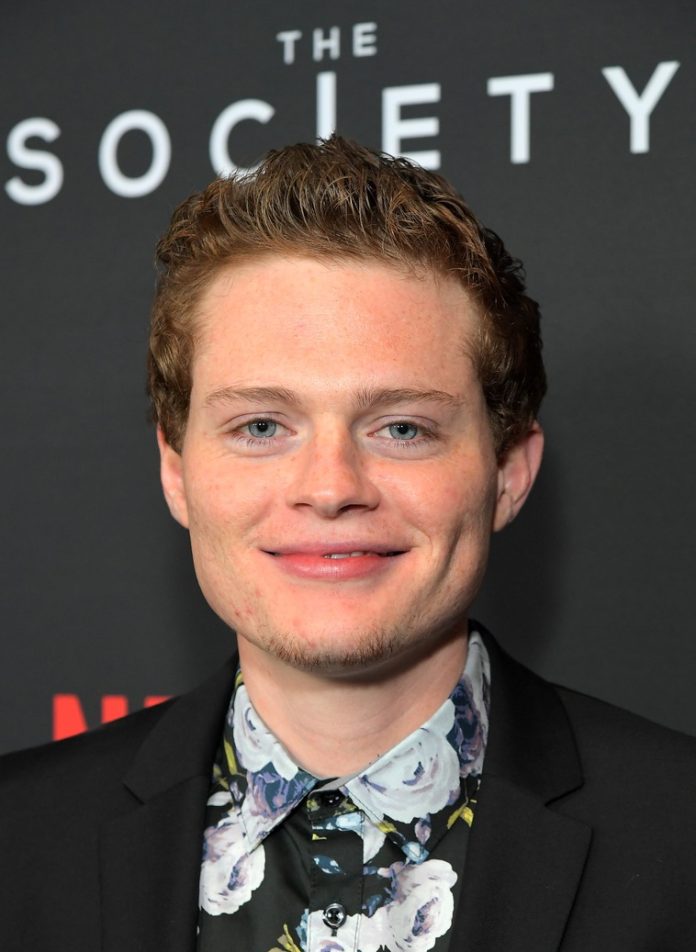 Sean Berdy Biography - Deaf Actor & ASL Advocate Journey